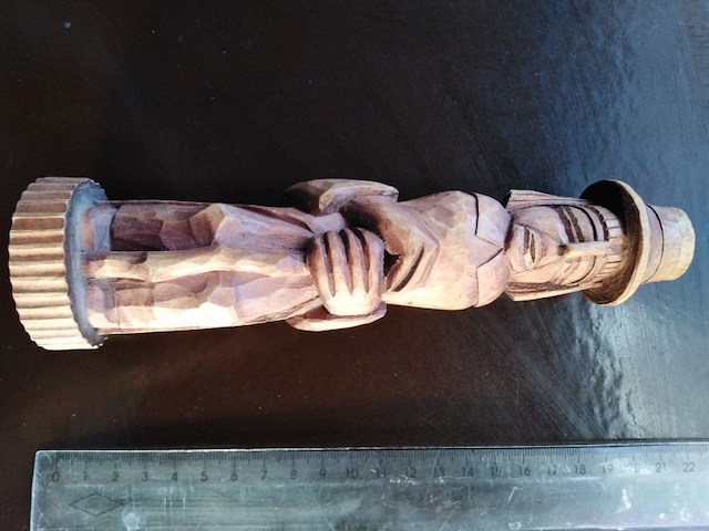 Stara ukrasna etno drvena figura
