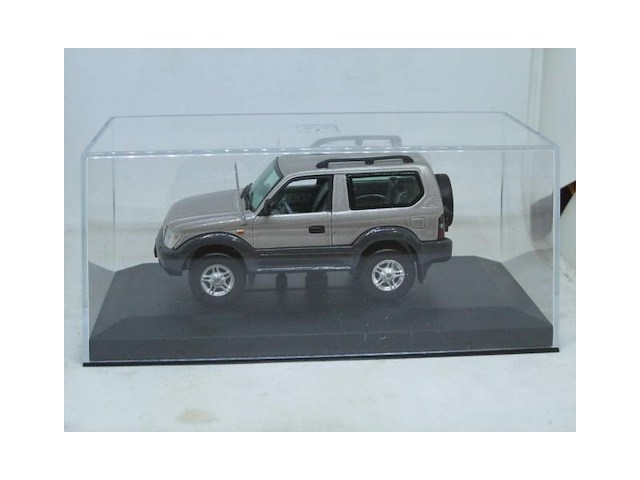 1:43 vitesse toyota land cruiser