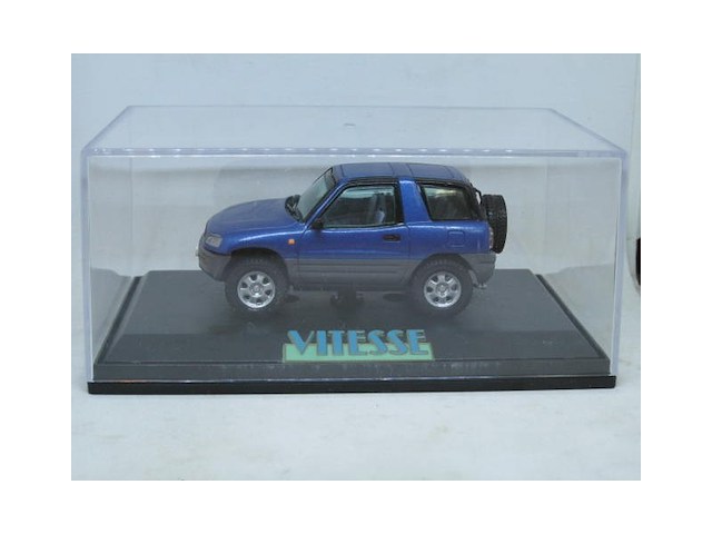 1:43 vitesse toyota RAV4