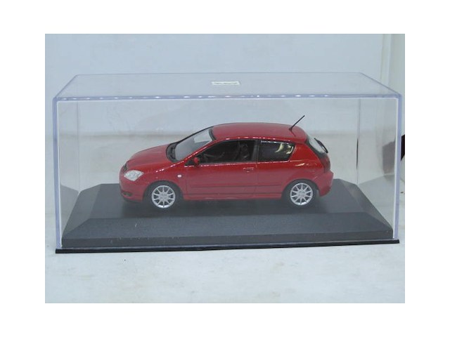 1:43 minichamps toyota corolla