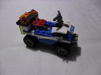 Lego police kvad nekompletan, 7 cm.Lego police kva