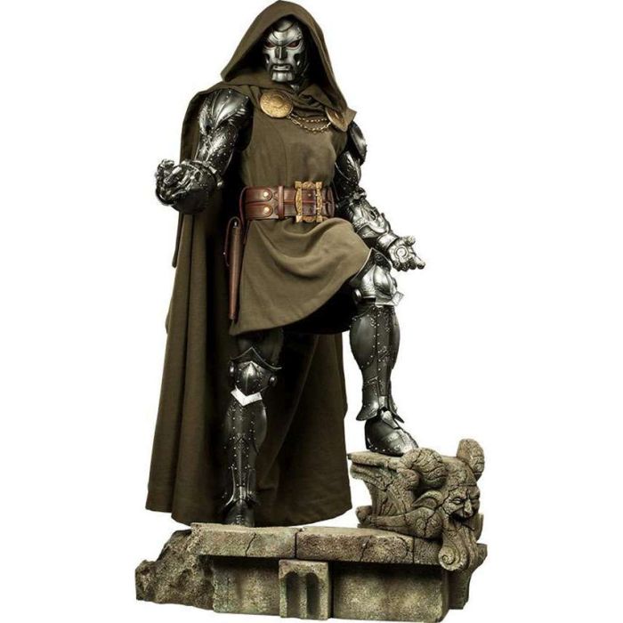 Figura Doctor Doom - Marvel Legendary Scale Figure