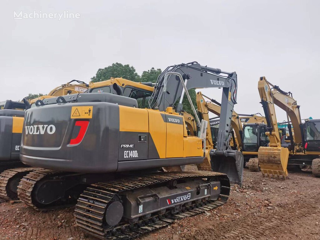 Volvo EC140DL bager guseničar