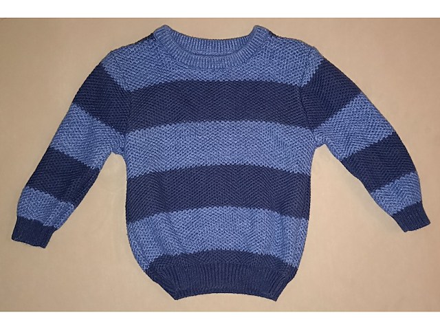 Kvalitetan pamučni džemper NOVO