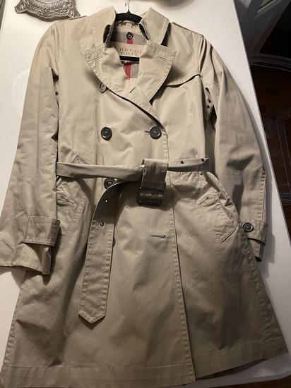 Sniz Burberry original trench sa postavom