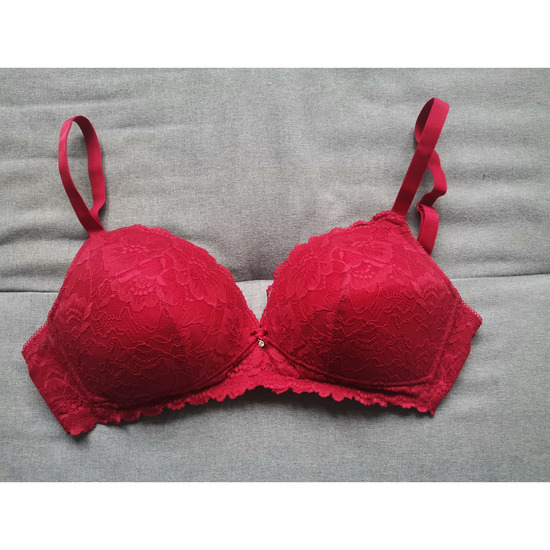 Gina Bennoti nov push up 85c