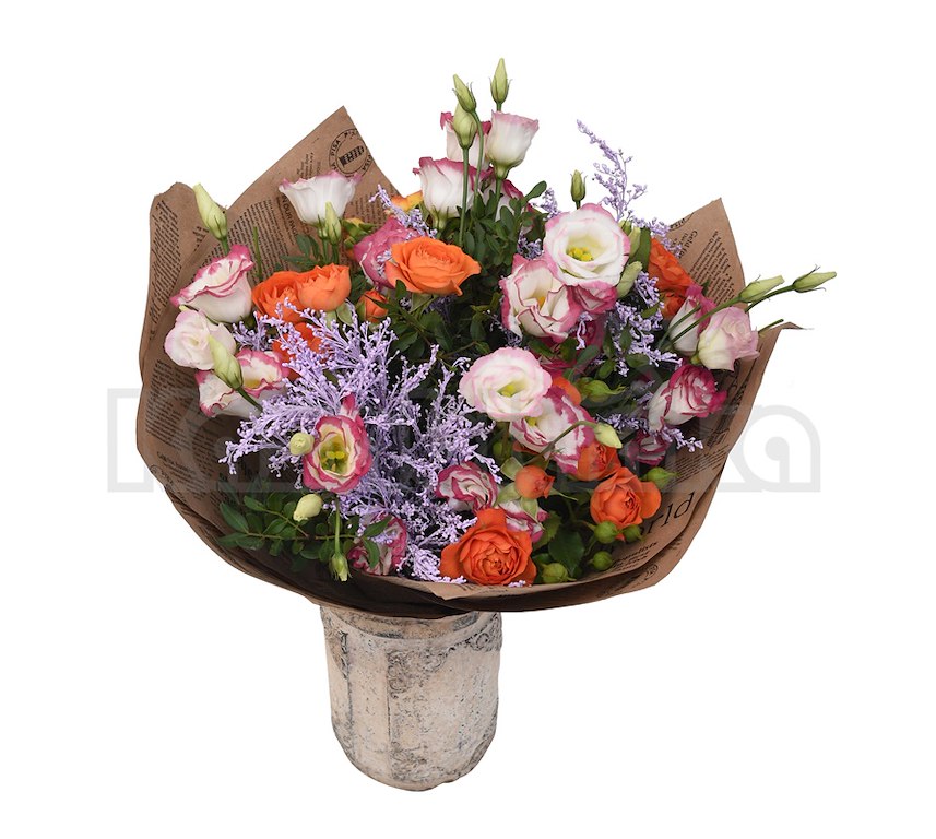 Buket - Mini ruže i lizijantus sa dekoracijom