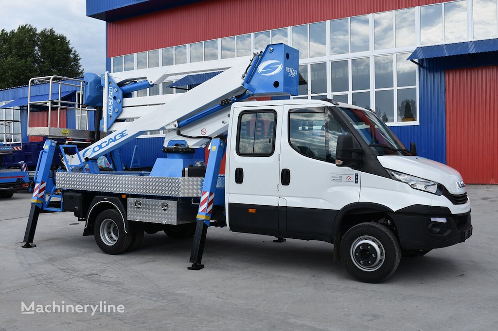 Nova Socage DA320 na shassi IVECO Daily 60S16H3.0D (kabina 7 mest) auto dizalica s korpom