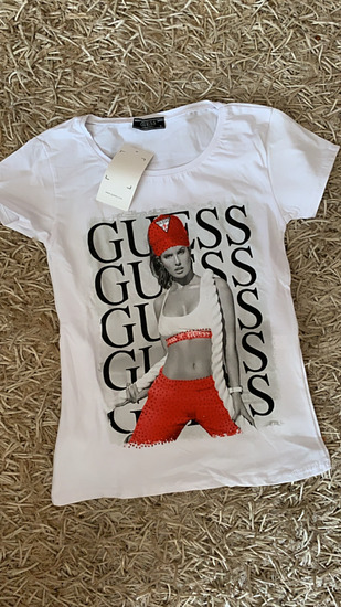 Guess majice nove