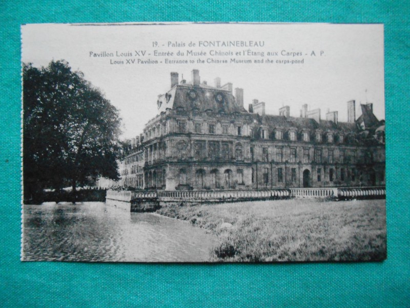 palais de fontainebleau