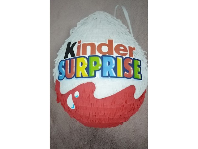 KINDER SURPRISE, PINJATA