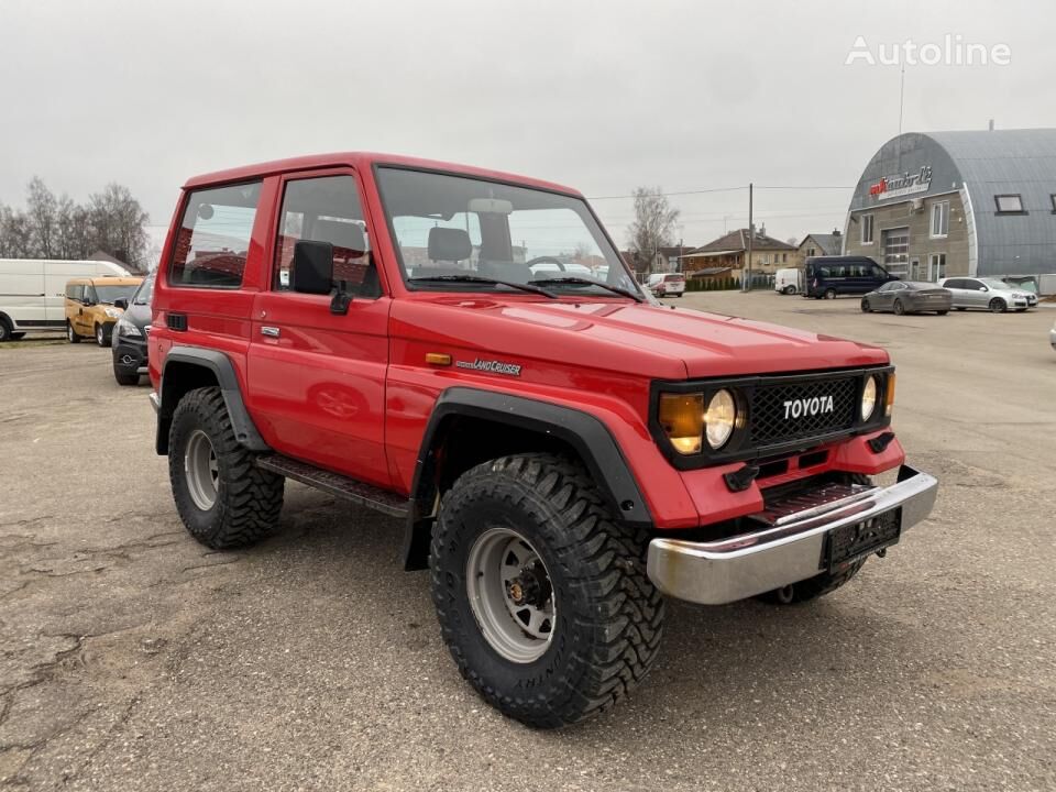 Toyota Land Cruiser LJ70 terenac