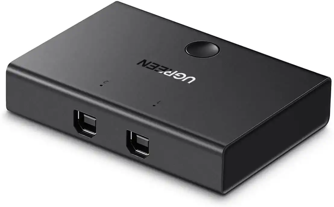 KVM svič Ugreen 30345 USB 2.02x1 (1in - 2out)