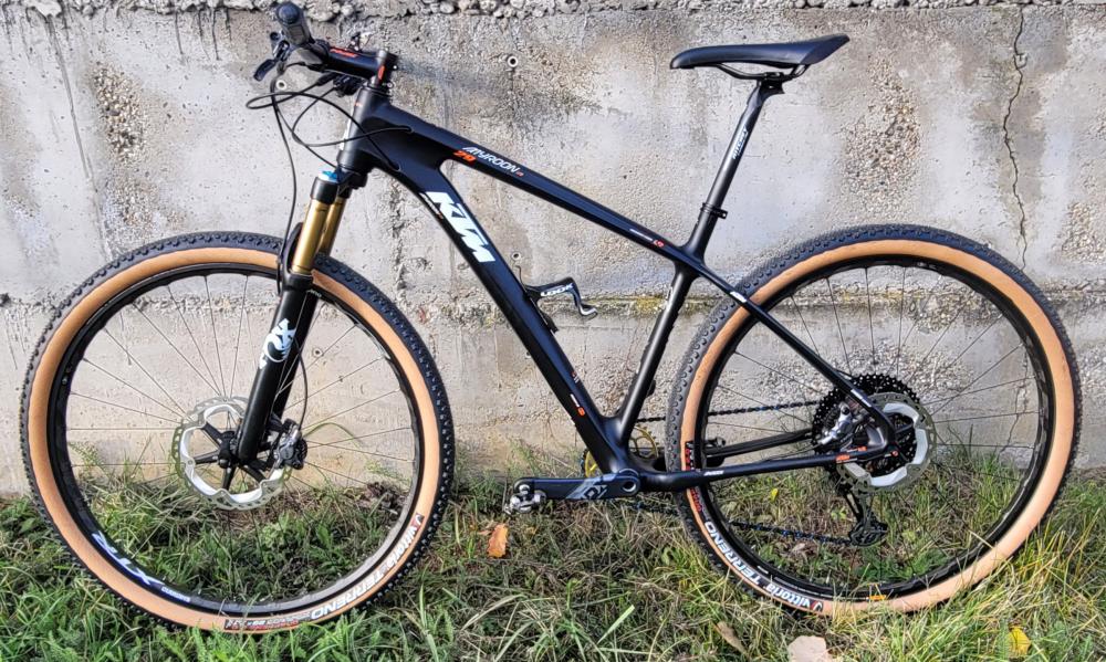 Ktm myroon ltd 29" L carbon,full xtr 1×12,kashima