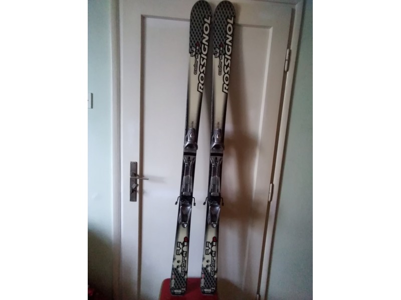 Skije - komplet oprema za skijanje