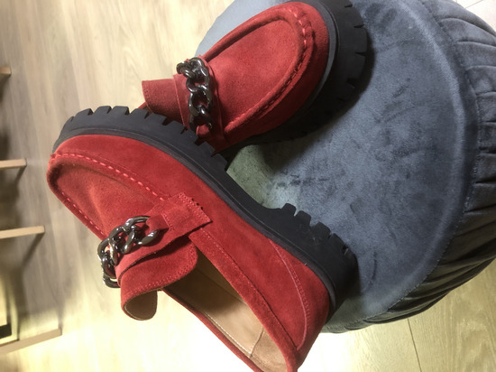 Cipela 38 crvena