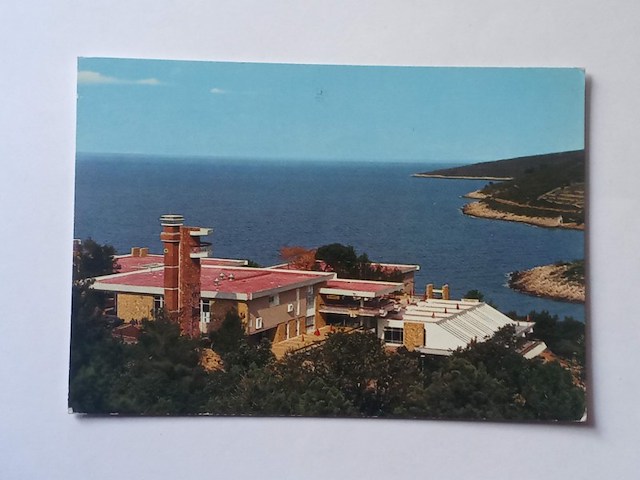 Jelsa - Ostrvo Hvar - Hrvatska - Čista -