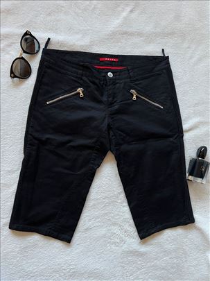 Prada original crne zenske bermude sorts 42 / S M