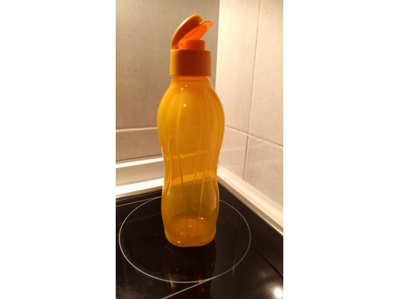 Tupperware flašica 750 ml klik klak poklopac