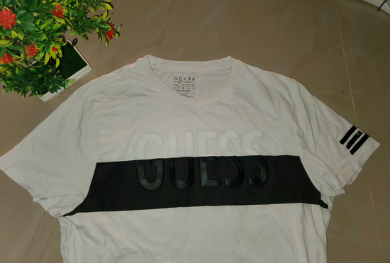 Original GUESS muska L