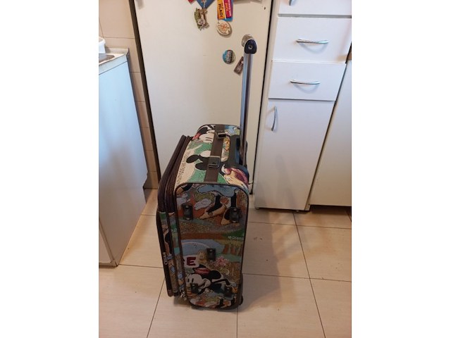 Kofer za putovanja Miki Maus