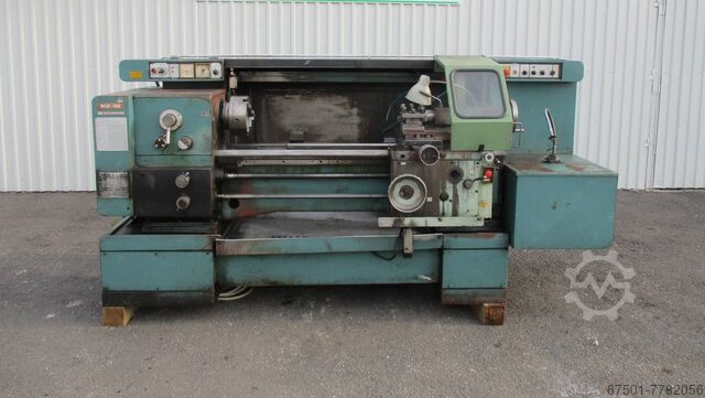 LATHE
TOS Trencin SUI 40-1000 (1978)