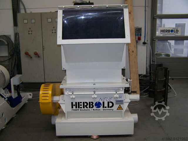 Granulator / Mlin za sečenje
NEUE HERBOLD LM 300/800-S3-2