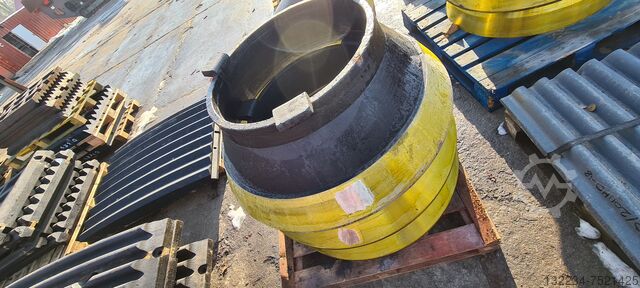 Maxtrak 1000 Cone Crusher
Putz Recycling 603/9052 + 603/9106