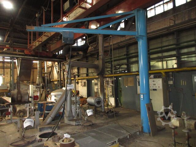 Saeulen slewing jib crane Slewing crane Wire rope hoist
Pfaff Kran Drehkran Hallenkran 3,5m Demag 250Kg 3,5m Druckluft Seilzug