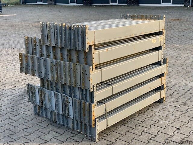 Stalak za palete prolazi kroz policu
SSI Schäfer PR350 1.400 mm / K: 110 x 50 mm Fachlast: 3.000 kg