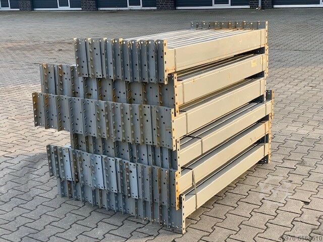 Stalak za palete prolazi kroz policu
SSI Schäfer PR350 1.400 mm / K: 140 x 50 mm Fachlast: 4.000 kg