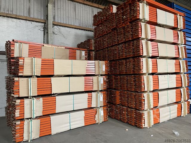 Polica za stalak za palete
Mecalux 2.700 mm / K 110x50 mm / Fachlast: 3.000 kg / orange