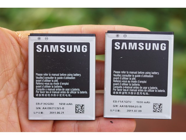 Samsung baterije 2 kom eb-f1a2gbu