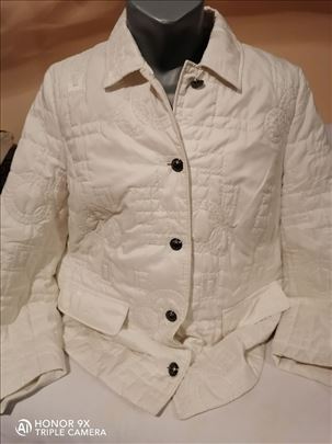bela jaknica