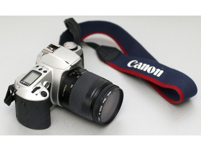 Canon EOS 500 SLR + Canon 28-80mm f/3.5-5.6  perfektan