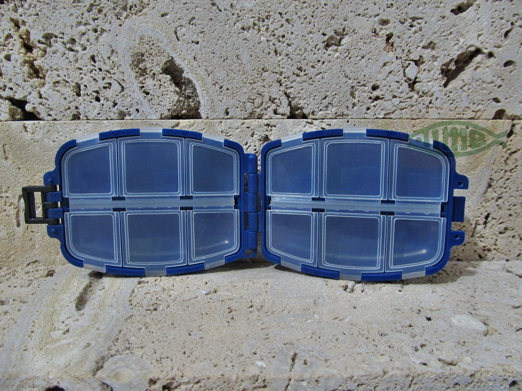 TFB FLY BOX 011