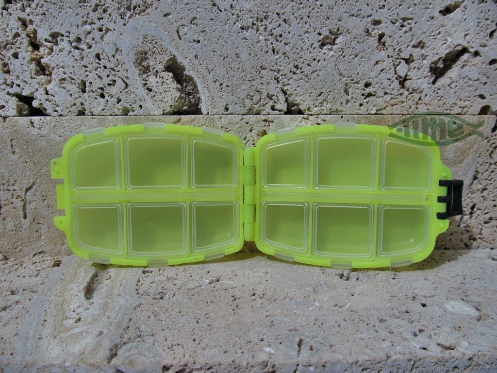 TFB FLY BOX 012