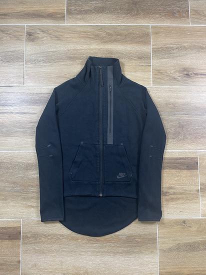 Nike tech fleece