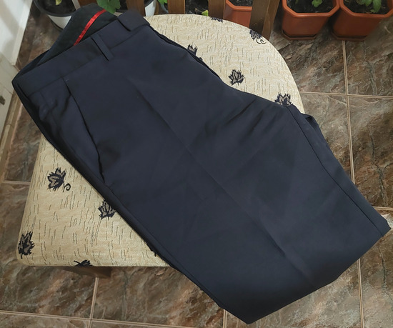 Hugo Boss pantalone