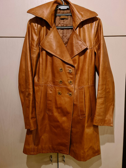 SNIŽENO-Vintage kožna jakna
