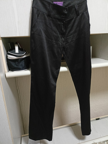 Satenske pantalone
