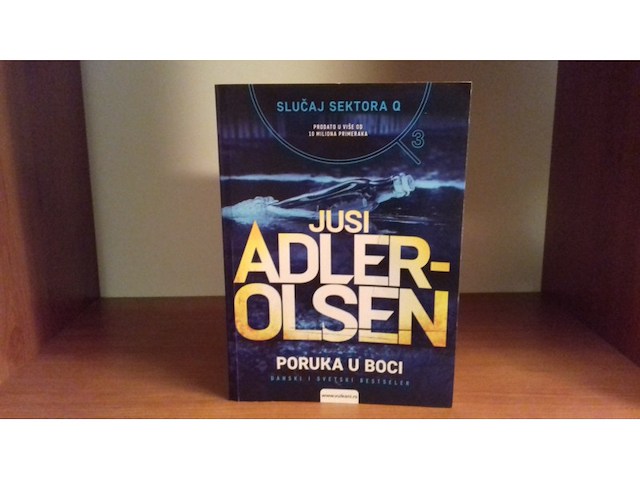 PORUKA U BOCI,Jusi Adler-Olsen