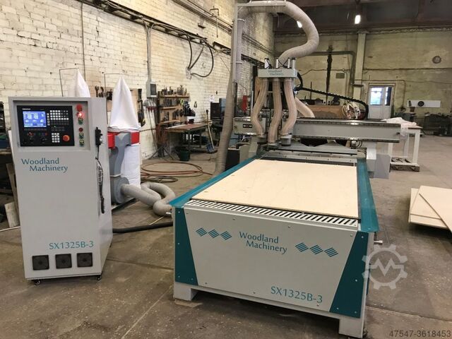 20-70-550 CNC Frezer
WOODLAND MACHINERY SX1325B-3