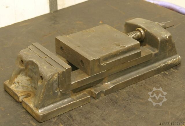 Mašina poroka
Stahl Spannweite 110 mm