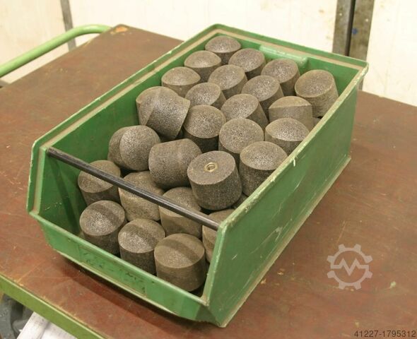 Grindstones
unbekannt Rund 65 x 67 mm