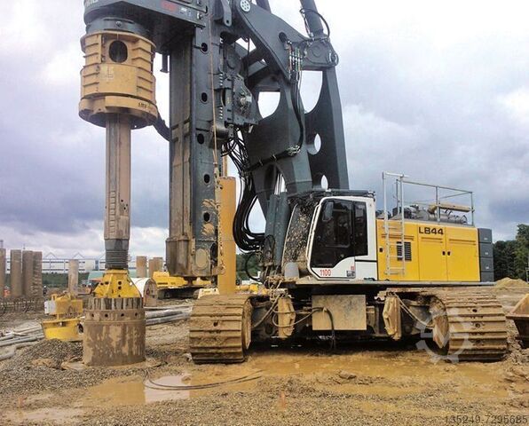 Liebherr LB 44
Liebherr LB 44