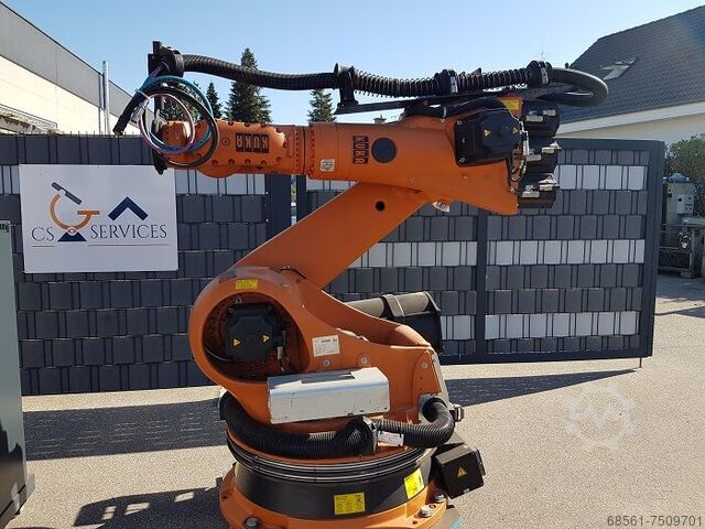 Palletizeri
KUKA KR240/270-2 PA