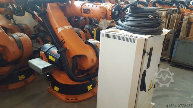 Roboti Industrijski roboti
Kuka KUKA KR200-2 Comp KRC2ed05