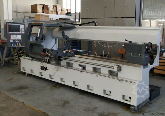 AUTO-teaching CNC LATHE
geminis goratu GHT4 720X3000