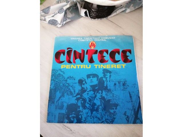 Pentru Tineret - Cintece